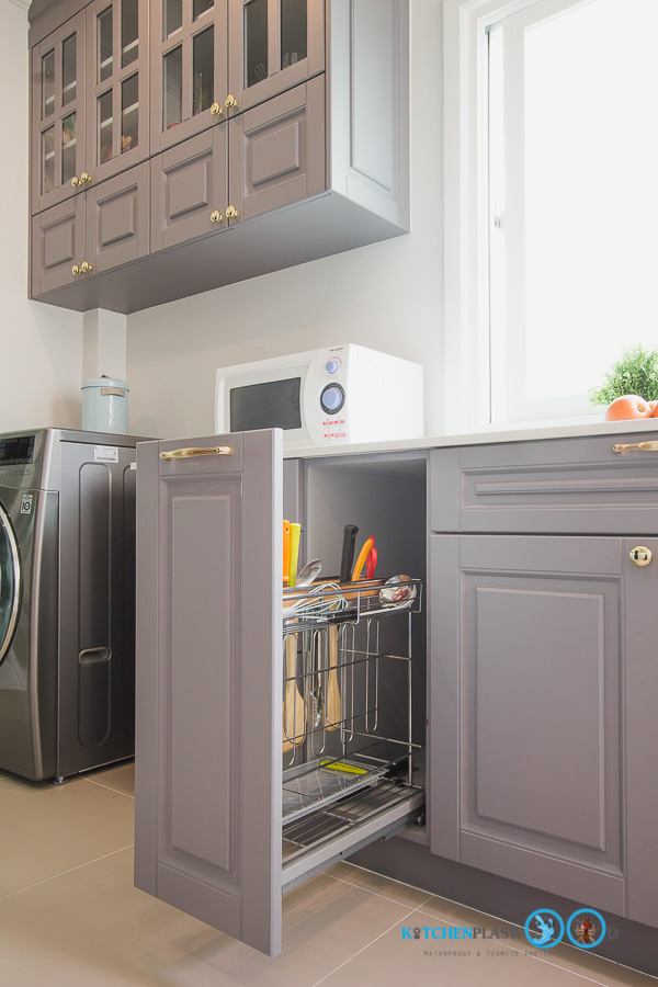 Classic I Shape Kitchen ชุดครัวหรูสไตล์คลาสสิค • KITCHENFORM