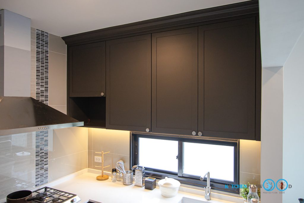 Premium Classic U-Shape Kitchen • KITCHENFORM