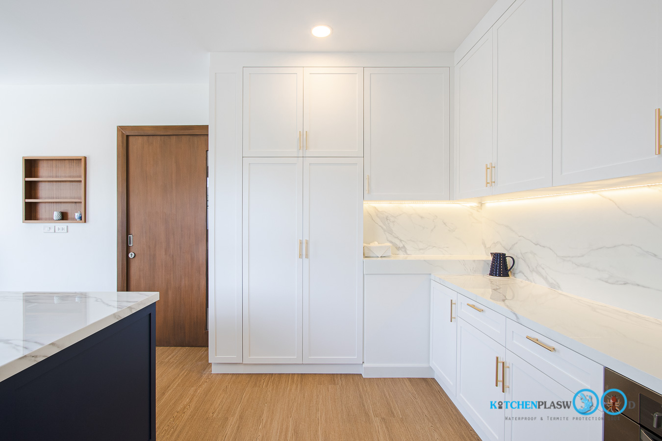 Clean & Luxury Kitchen ชุดครัวสไตล์คลีนๆ สุดหรู • KITCHENFORM