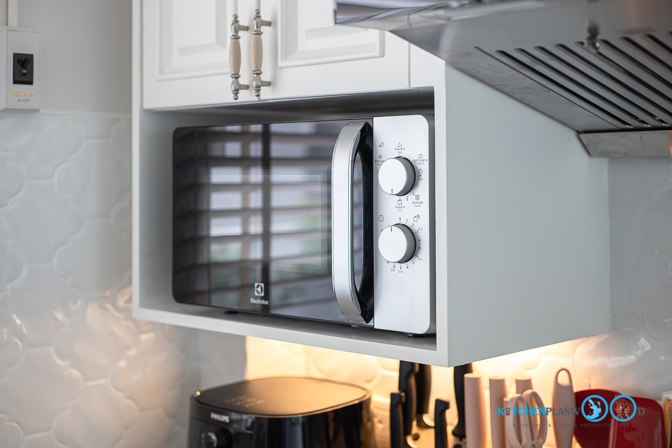 ชุดครัวตัวยูสไตล์คลาสสิค Mini U-Shape Kitchen • KITCHENFORM