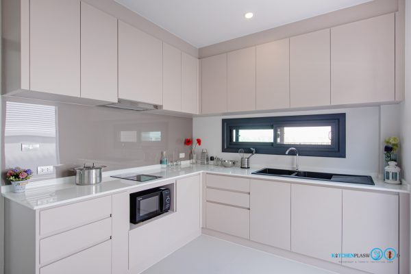 Standard & Clean Modern Kitchen ครัวบานเรียบสไตล์โมเดิร์น • KITCHENFORM