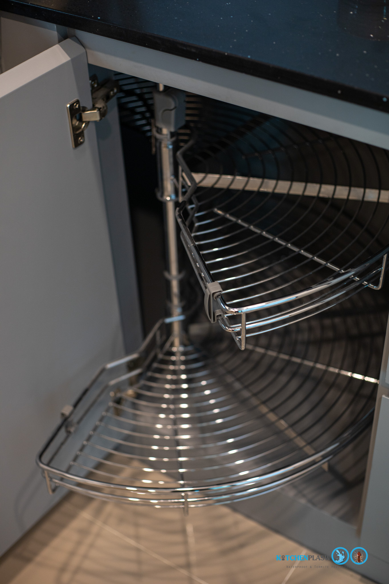 Modern Kitchen ชุดครัวบิ้วอินดีไซน์หน้าบานเรียบ ตู้ลอย 2 Step • KITCHENFORM